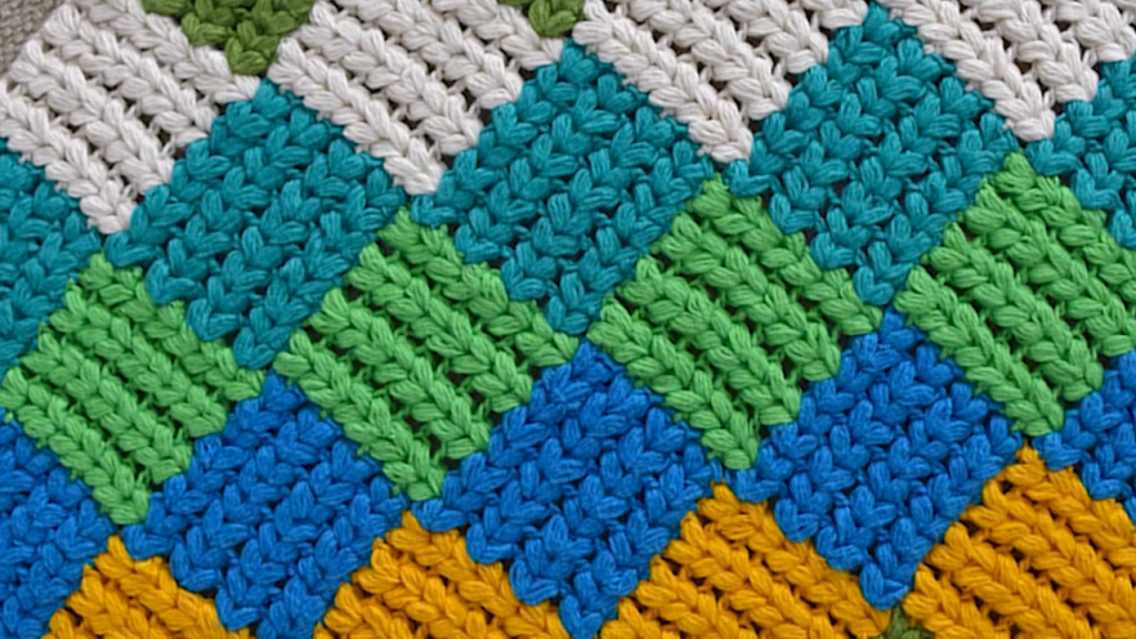 Twisted Stitch Video Tutorial - Crochet Ideas