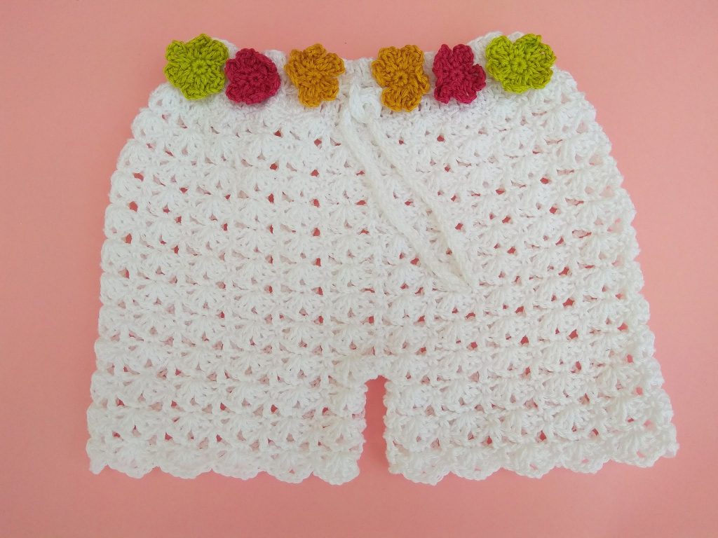 Crochet Fast And Beautiful Shorts For Baby - Crochet Ideas